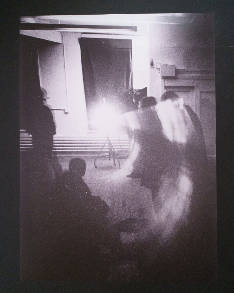 REVIEW | Anthony McCall: Solid Light – Tate Modern – Nigel Ip